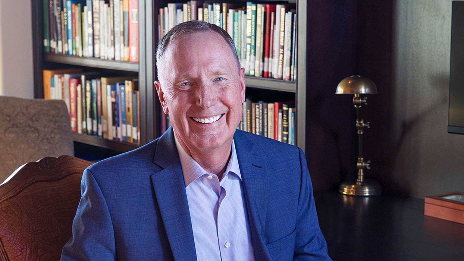 Max Lucado – Remember the Unbending Grace of Christ | DAILY DEVOTIONS ...